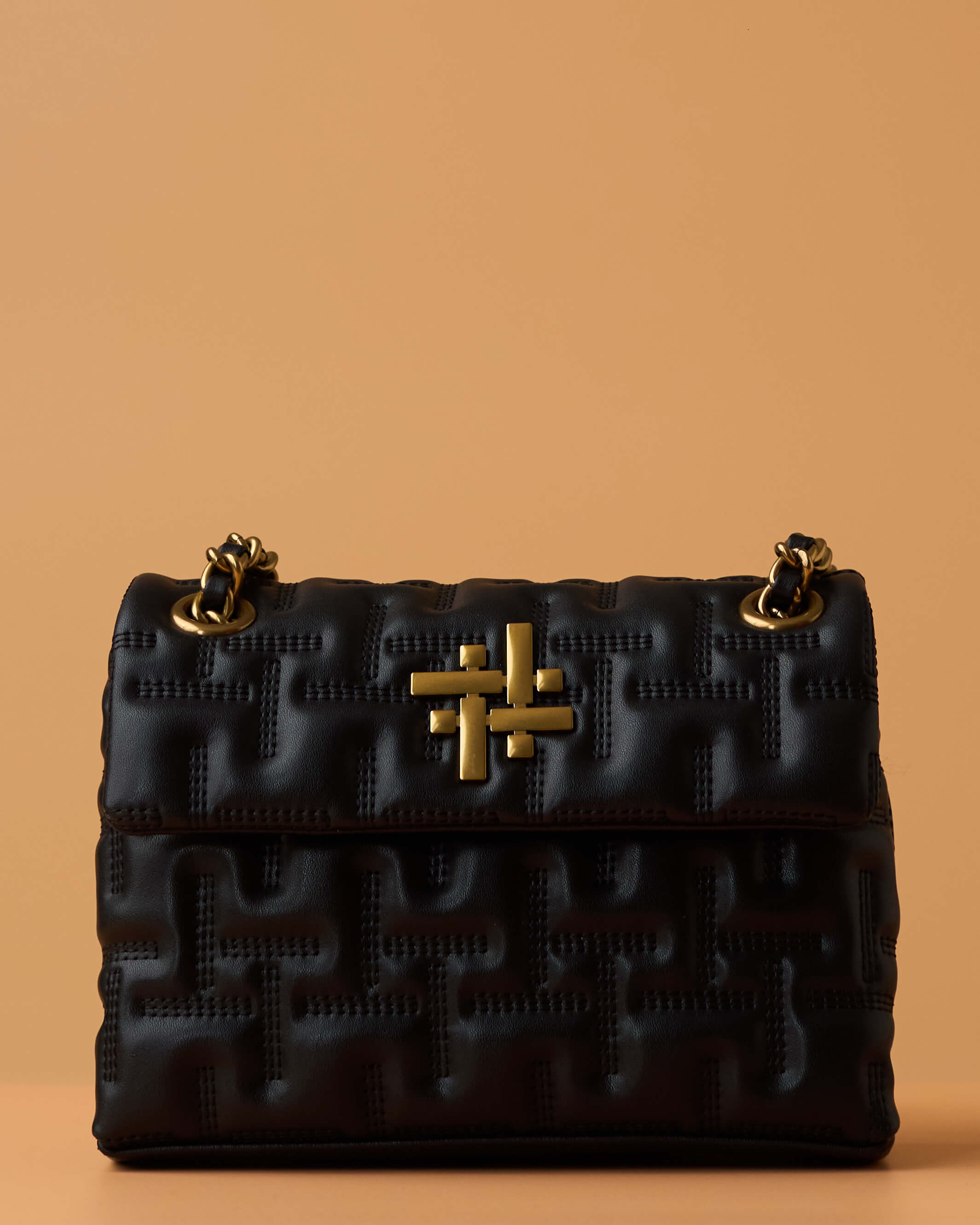 ZOYA FLAP BAG IN BLACK (SMALL) – Outlash brand