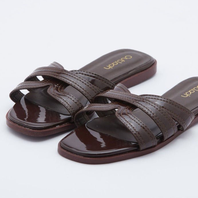 Chic Leather Slides in Coffee